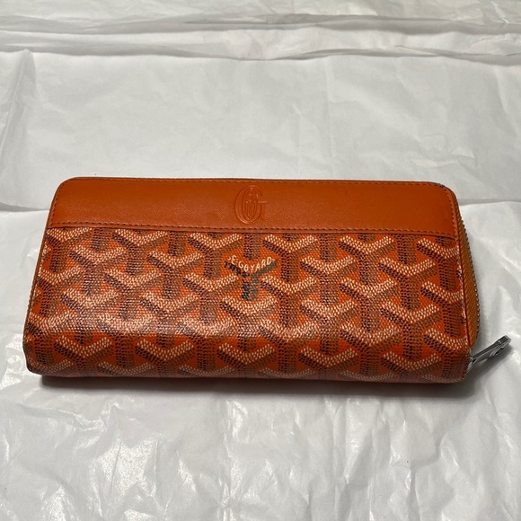 coyard | Bags | Coyard Zippy Wallet | Poshmark